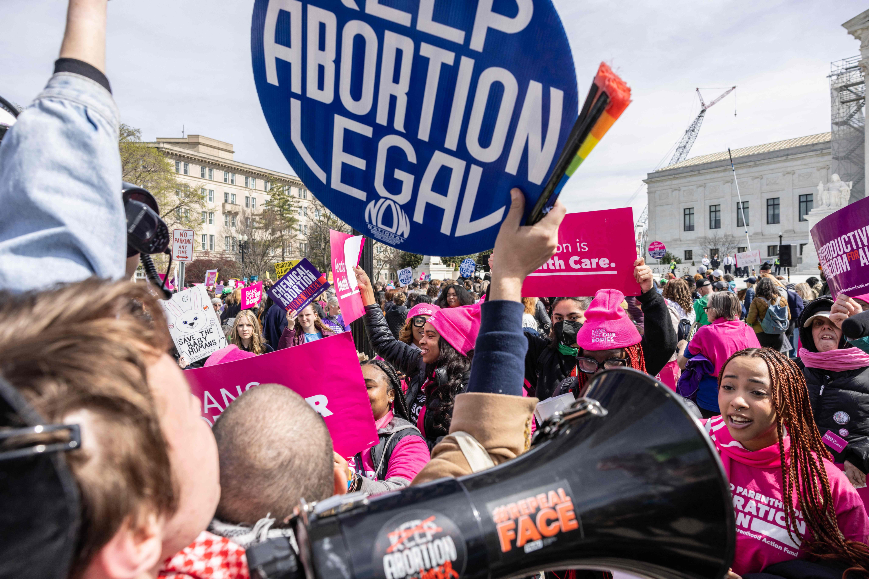 ¿En cuáles estados de EE. UU. está prohibido el aborto y en cuáles no?
