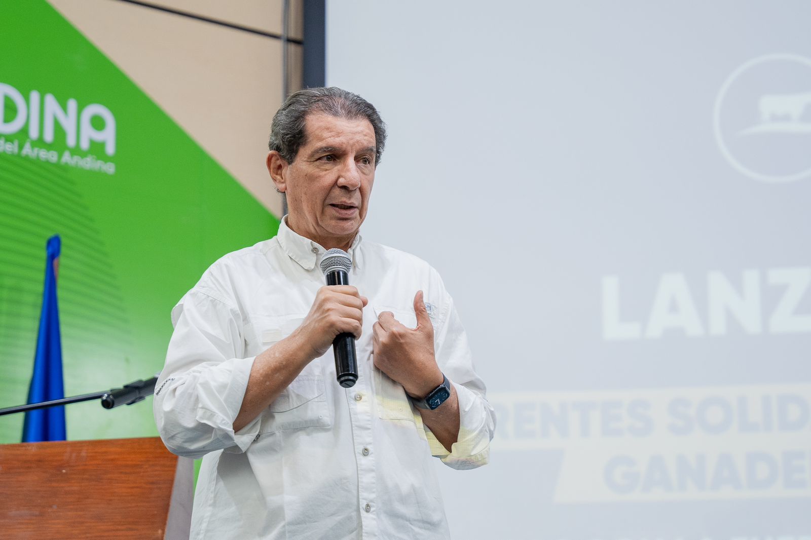 ‘No hemos renunciado al Centro Democrático, tramitamos unas inquietudes ...