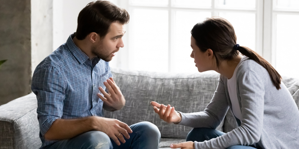 ¿Qué es el ‘banksying’ y cómo afecta a las relaciones de pareja?