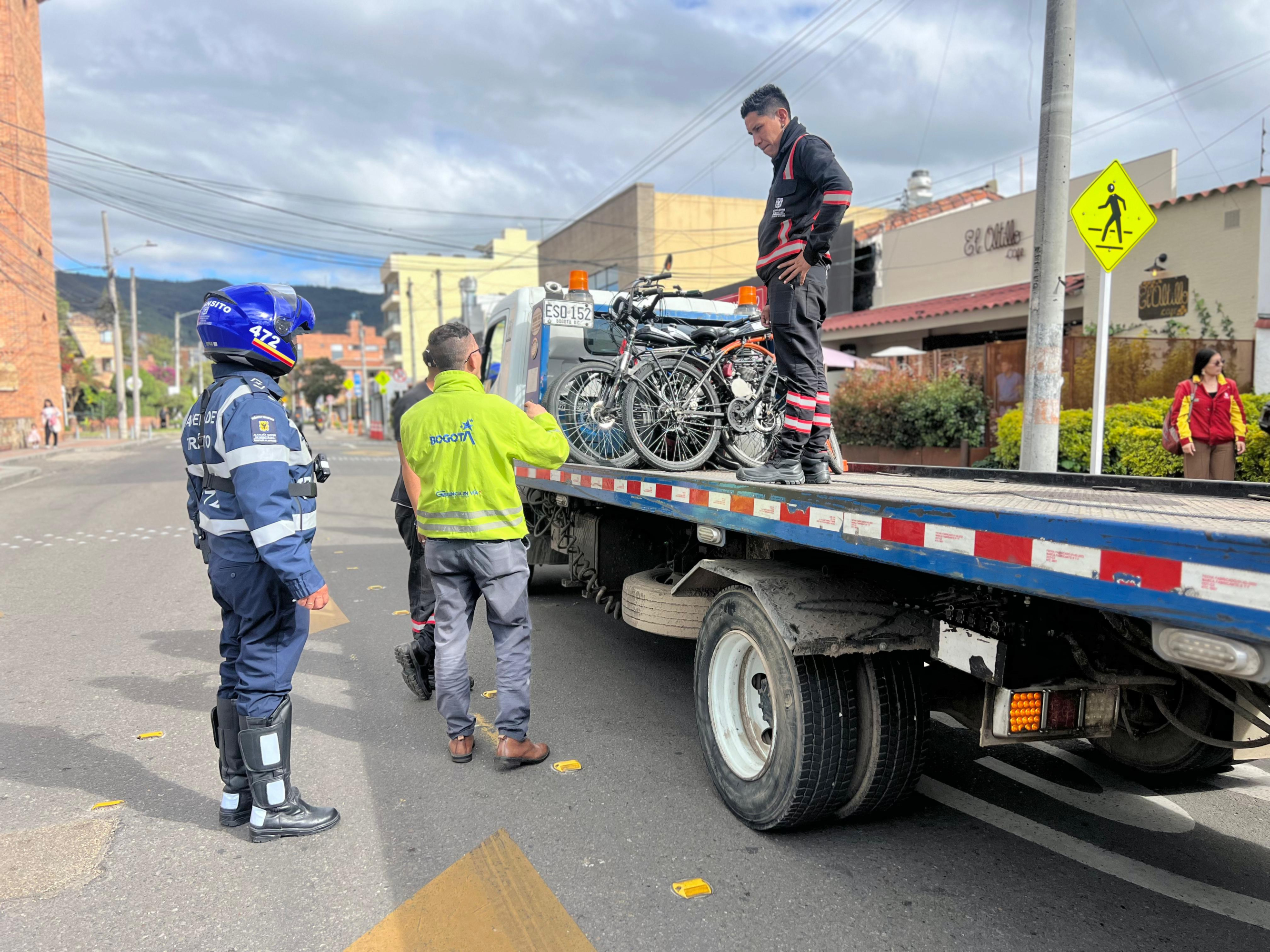 Lo que debe tener un ciclomotor para andar por las calles de Colombia y ...
