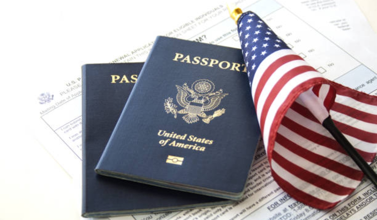 ¿Qué pasa si mi pasaporte venció, pero la visa impresa allí aún es válida?