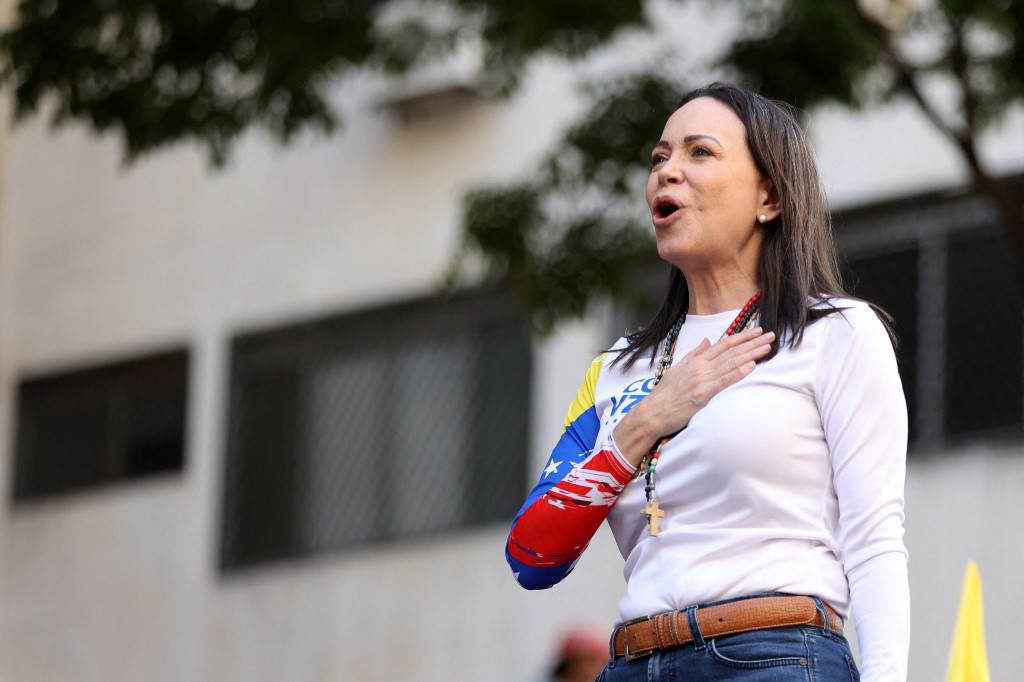 El día que María Corina Machado desafió a Hugo Chávez ante la Asamblea ...