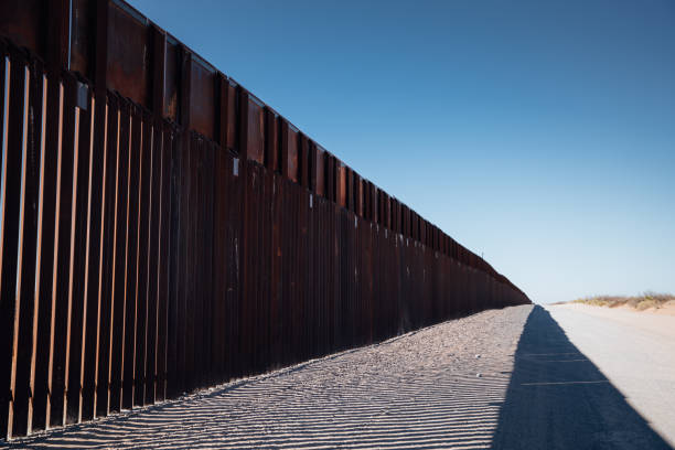 Así está hoy la construcción del muro fronterizo de Texas a California ...