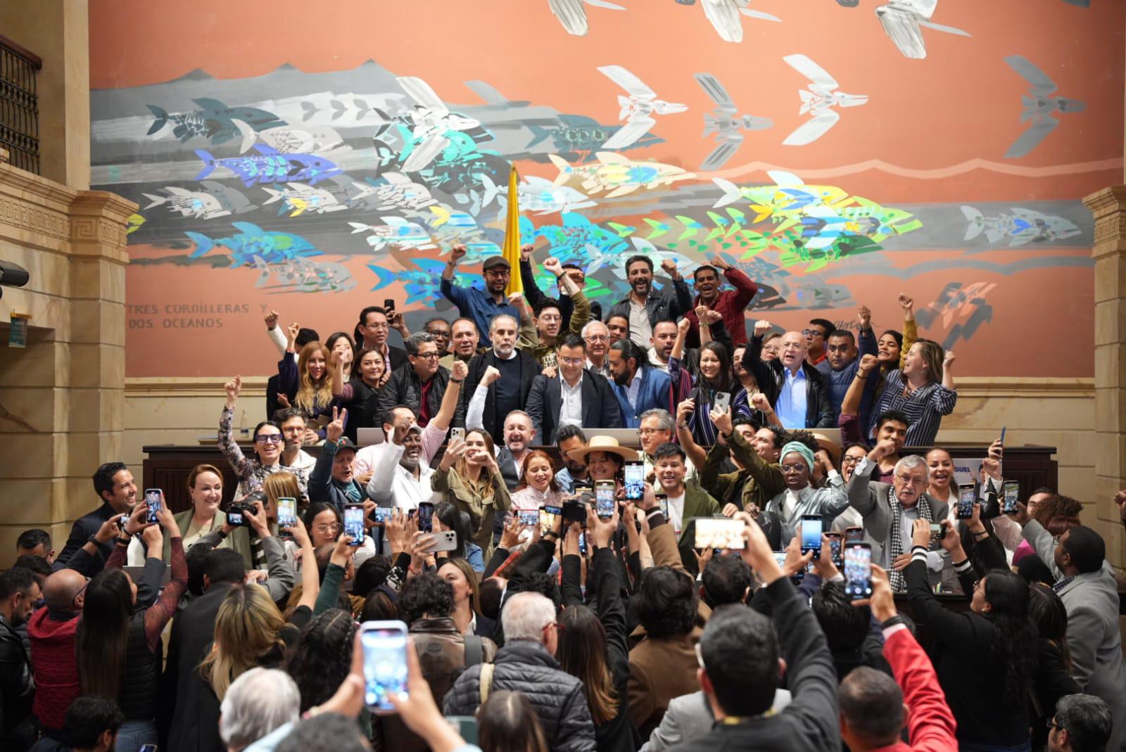 'La reforma pensional se debe caer', dice la senadora Paloma Valencia tras conocer auto de la ...