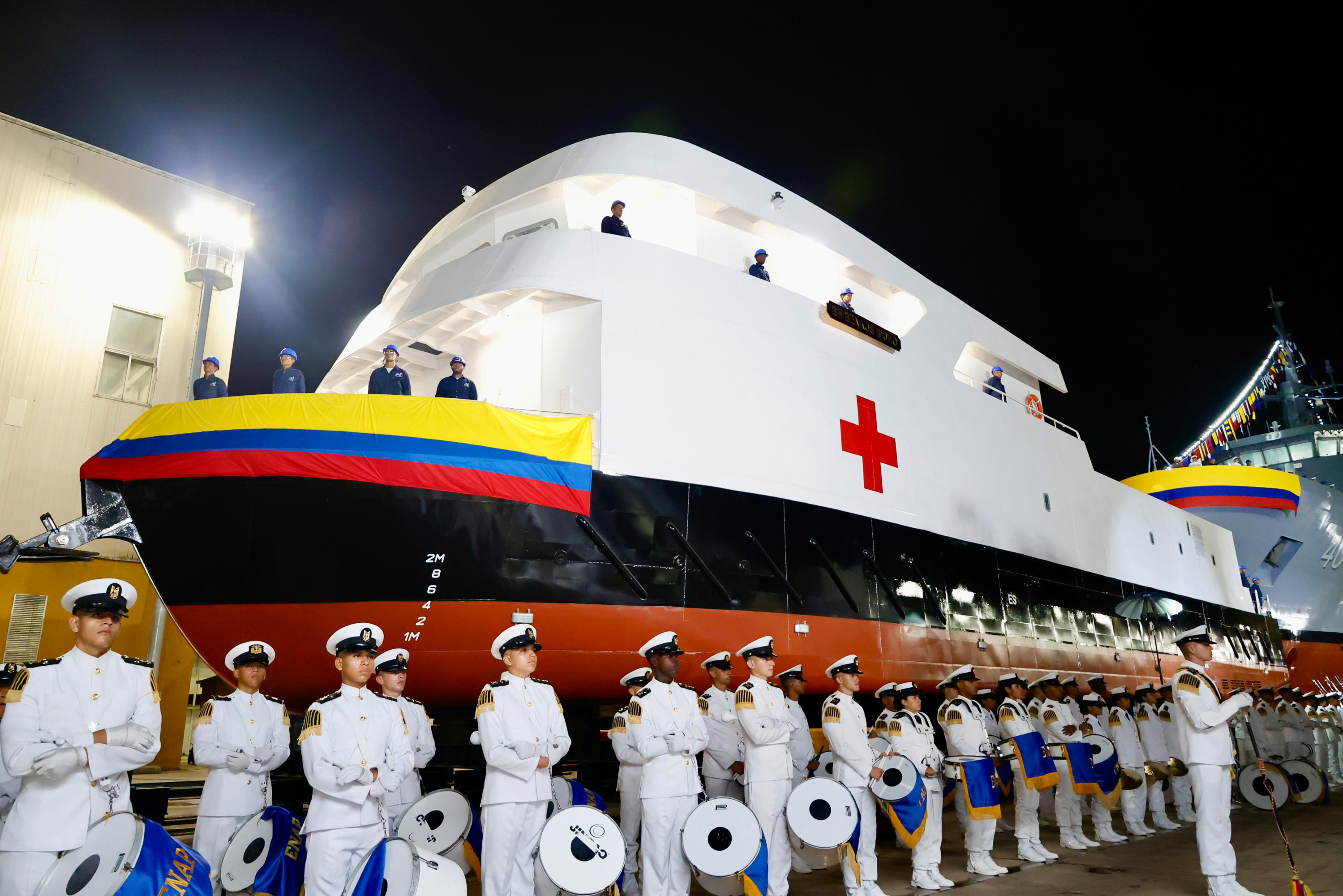 Colombia puso a flote el primer buque hospital que llevará atención ...