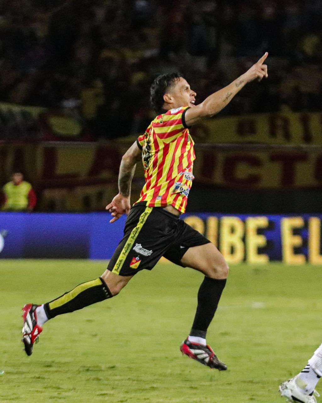 Pereira le da otro golpe al América de Cali y le gana en la séptima ...