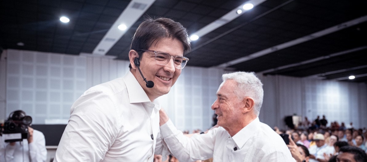 'Si gano la consulta, espero que el expresidente Uribe me respalde ...