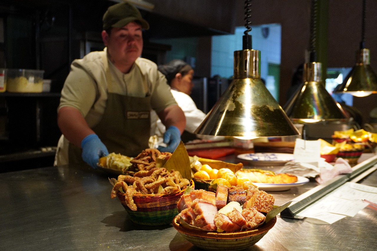¿Dónde comer el mejor chicharrón en Bogotá?: tres opciones para todos ...