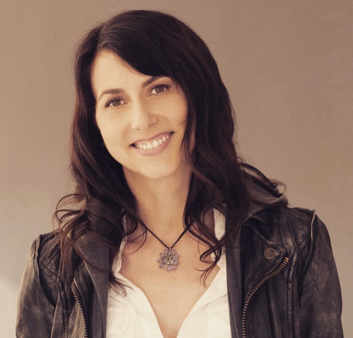 Mackenzie Scott, exesposa de Jeff Bezos toma drástica decisión con sus ...