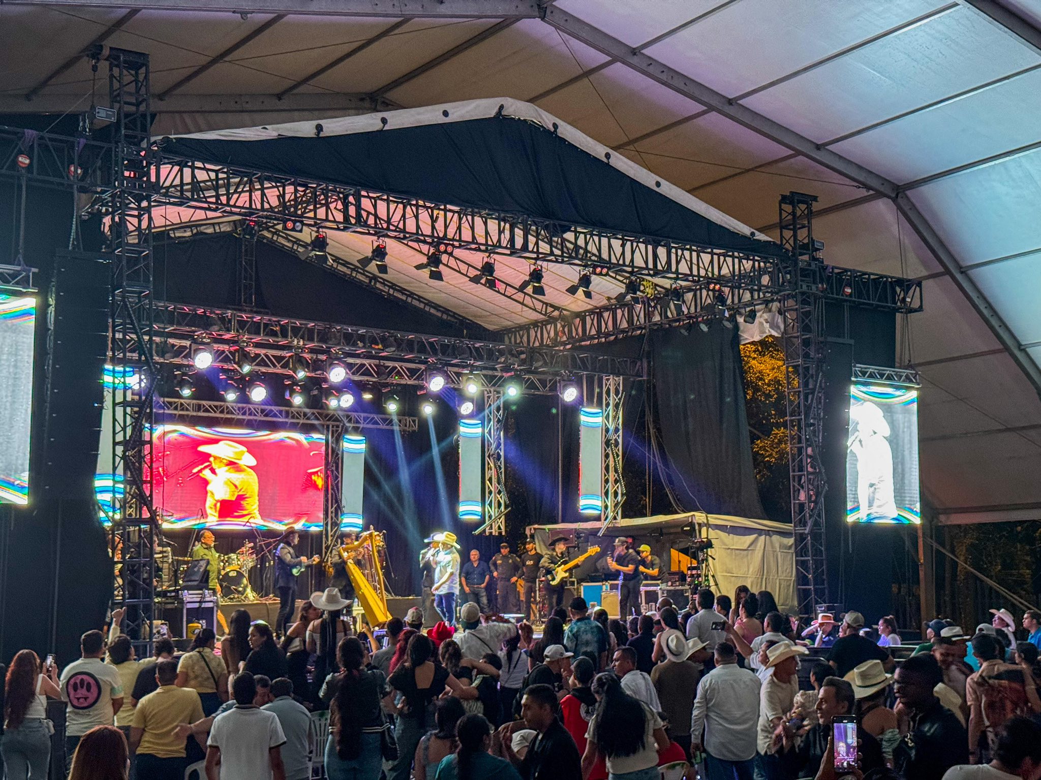 ‘MX Fest 2025’: Pipe Bueno, Cholo Valderrama y Nico Hernández encabezan ...