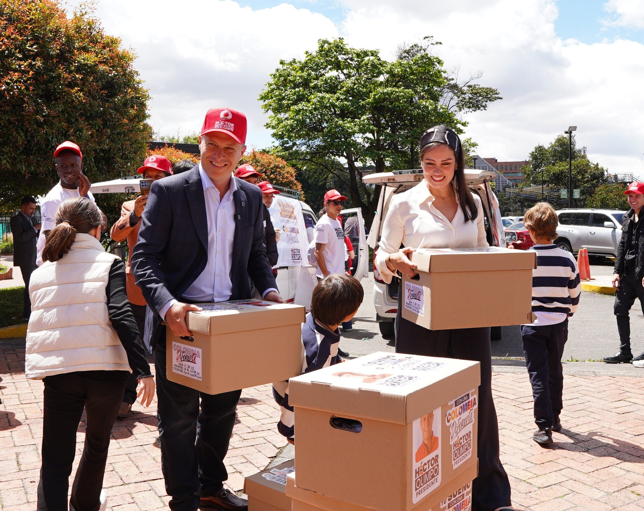 Así van Abelardo de la Espriella, Claudia López, Vicky Dávila y demás ...