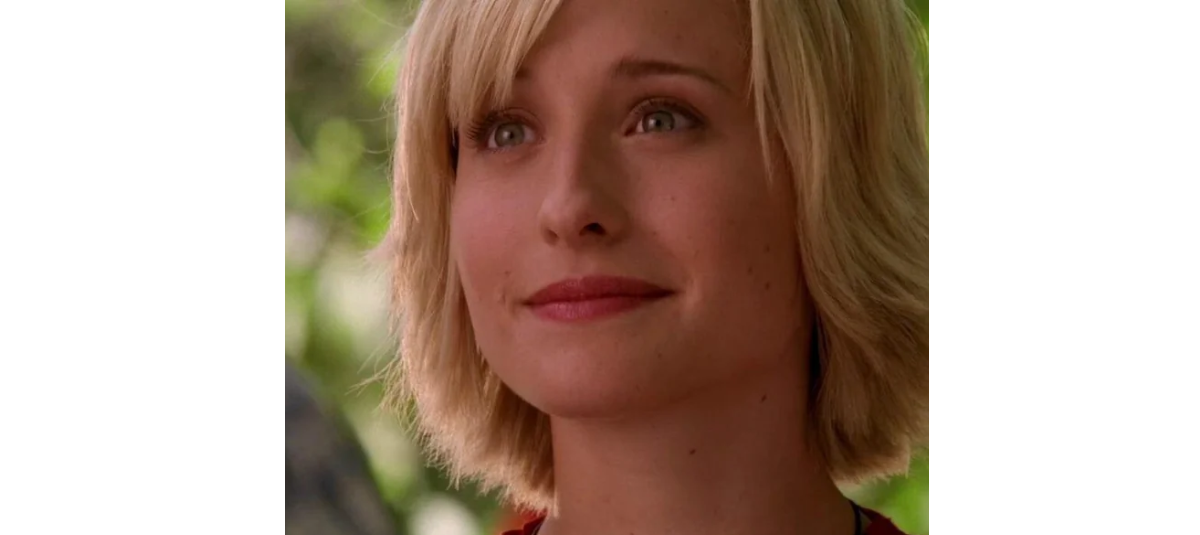Allison Mack, actriz de 'Smallville', detalla su descenso a los ...