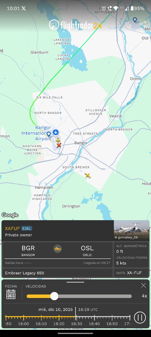 Disfrazada, escoltada desde el aire y a bordo de un avión facilitado ...