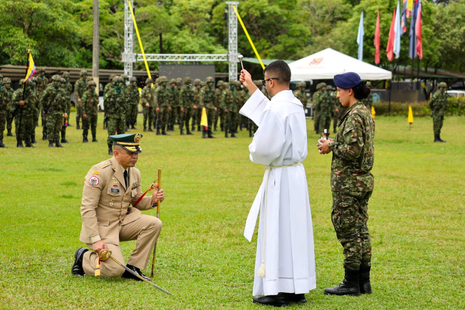 Nuevo comandante asume la Fuerza de Tarea Omega en el suroriente del país