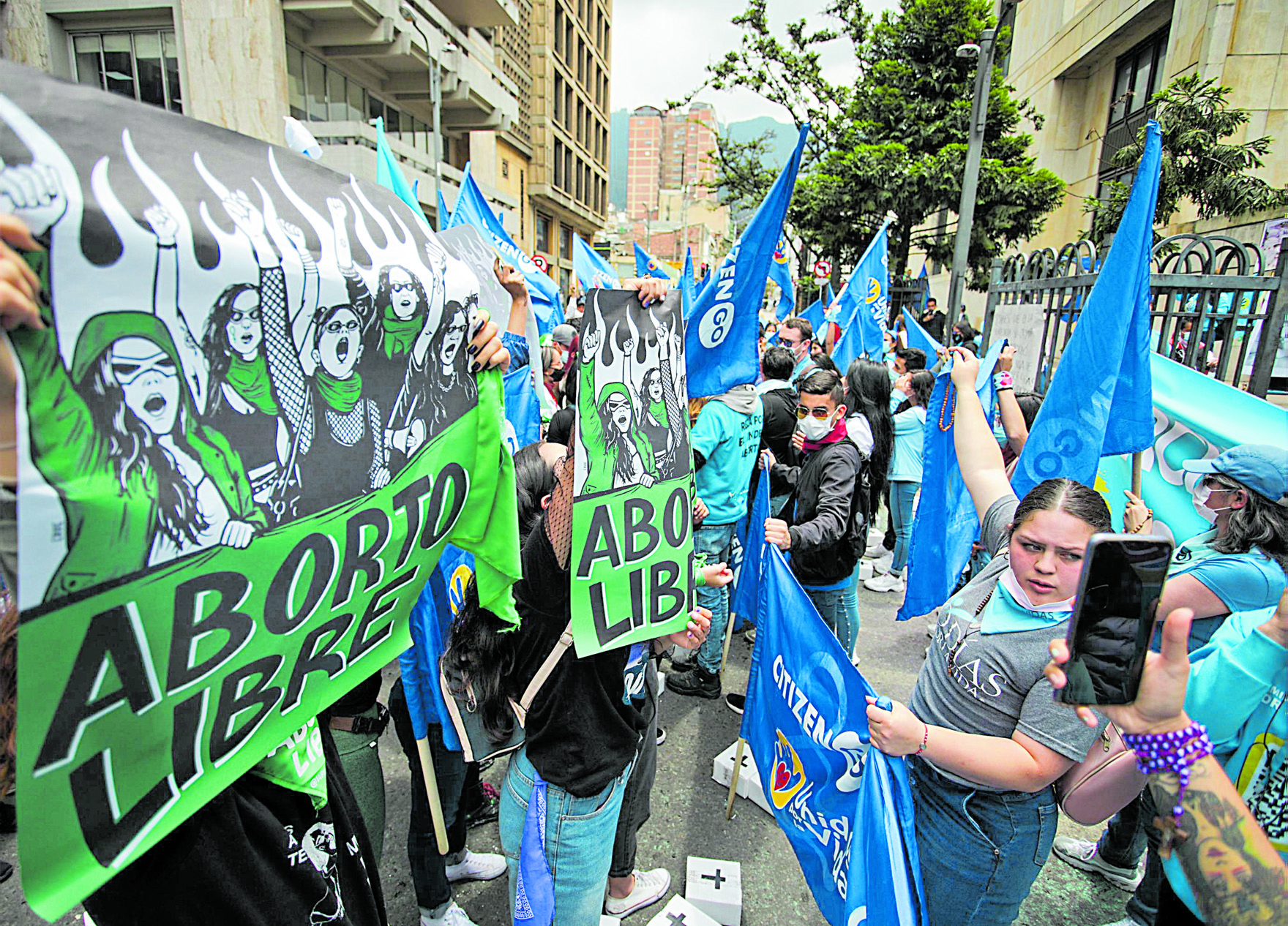 Polémica por acuerdo del Concejo de Bogotá que condiciona el acceso al ...