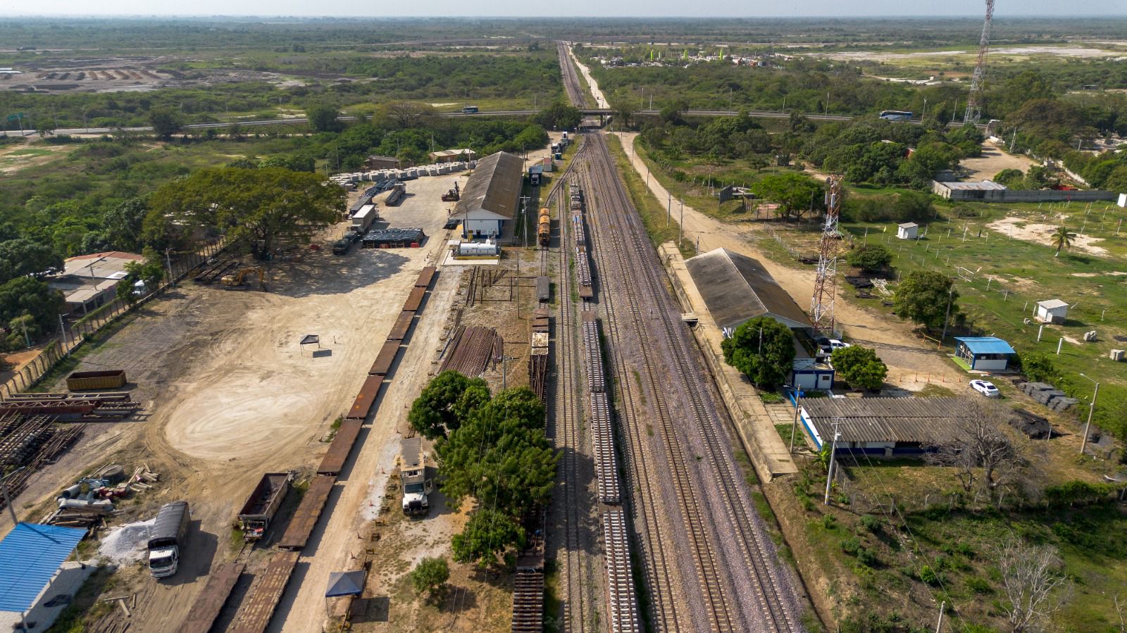 Nuevas empresas activan operación bidireccional en el corredor férreo ...