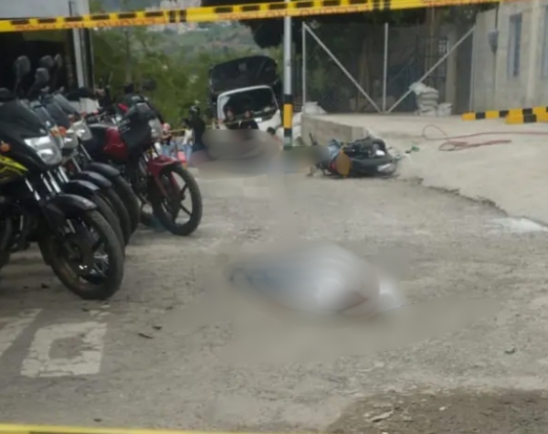 Video balacera barrio Toscana Medellín: hombre con fusil asesina a dos ...